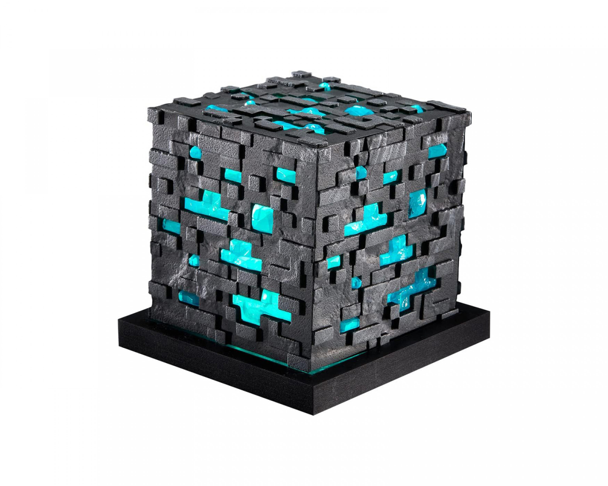 Noble Collection Minecraft - Illuminating Diamond - MaxGaming.com