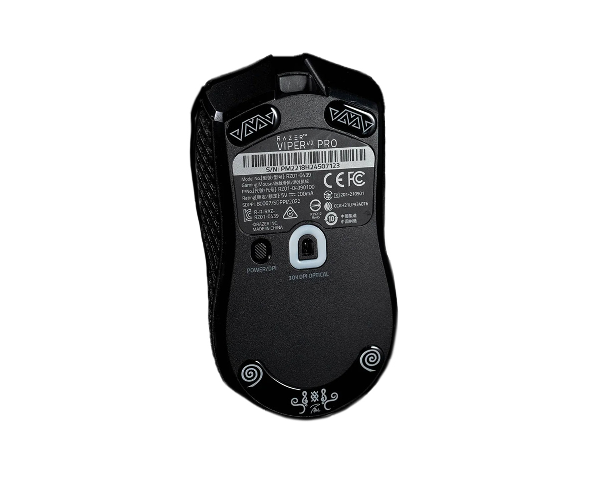 BT.L Vancer Glas Skates - Finalmouse Starlight-12 - Black - MaxGaming.com